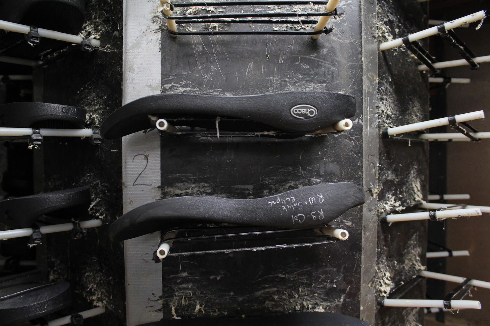 カスタムリペア - CHACO | チャコ