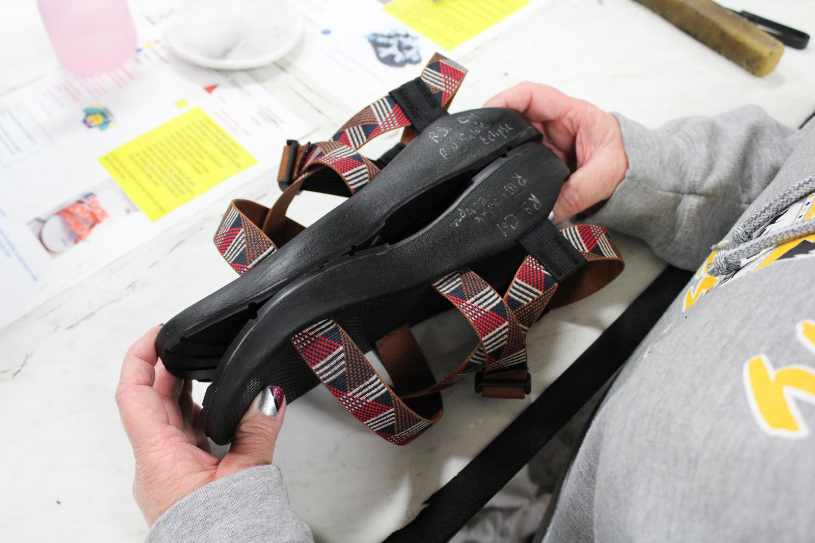 カスタムリペア - CHACO | チャコ