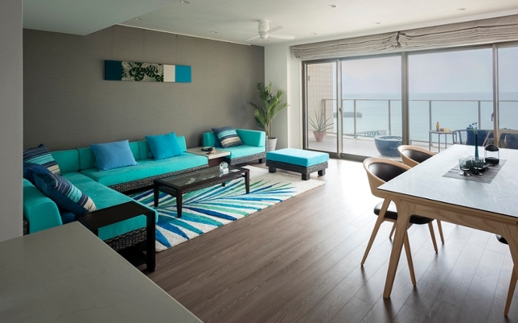 【20畳のリビング・LDK実例】広い空間を活かしたレイアウト＆コーディネートのポイント | a.flat 風が運ぶ、自然の贈りもの - 目黒通り・新宿・大阪梅田(グランフロント北館)