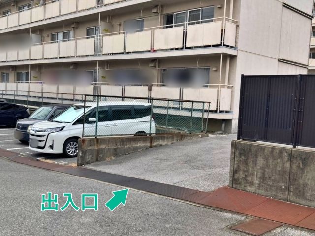 ビレッジハウス南小足第二【W-227】※1号棟奥付近｜駐車場予約サービスアキッパ