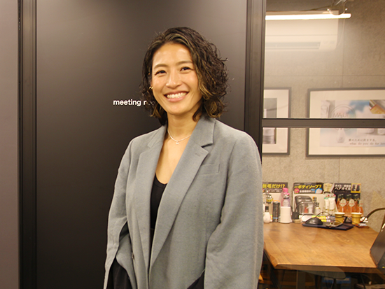 株式会社lojus/自社コスメの営業(既存顧客)*未経験歓迎*月給30万円～*賞与年2回*面接1回の転職・求人情報（110876543） | 転職なら【キャリアインデックス】