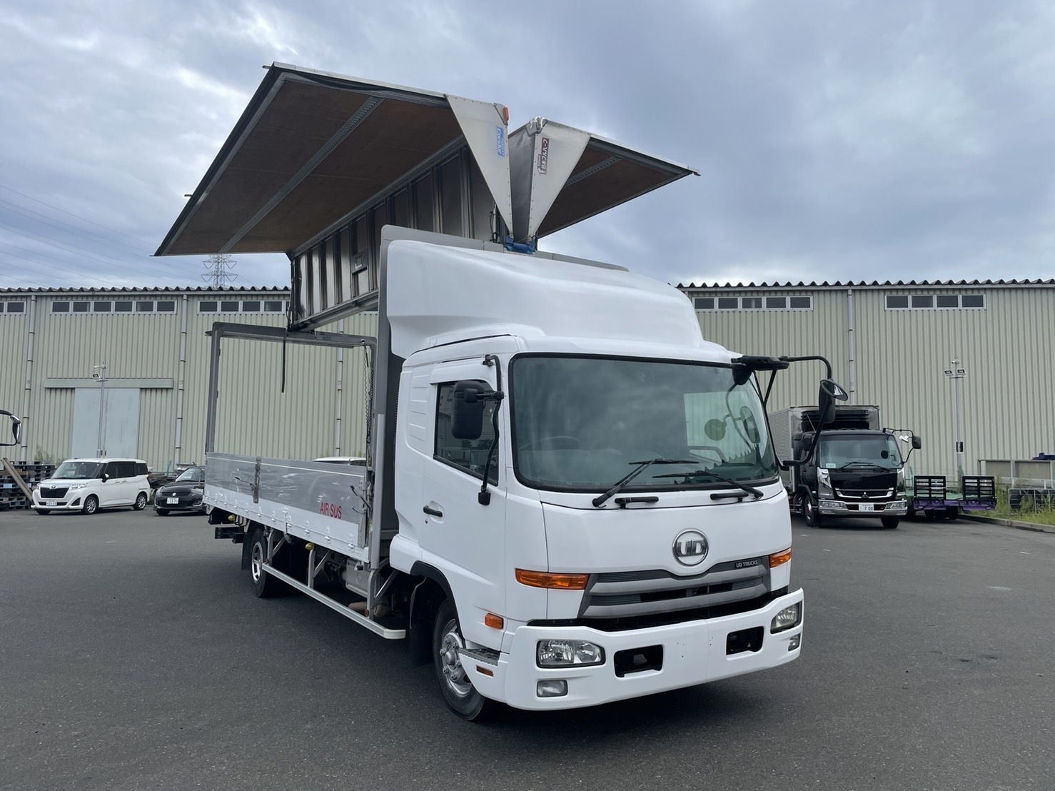 日産UD TKG-MK38C ウイング 平成26年5月 33.5万km[No.38]|中古トラックのKMTイノベーション