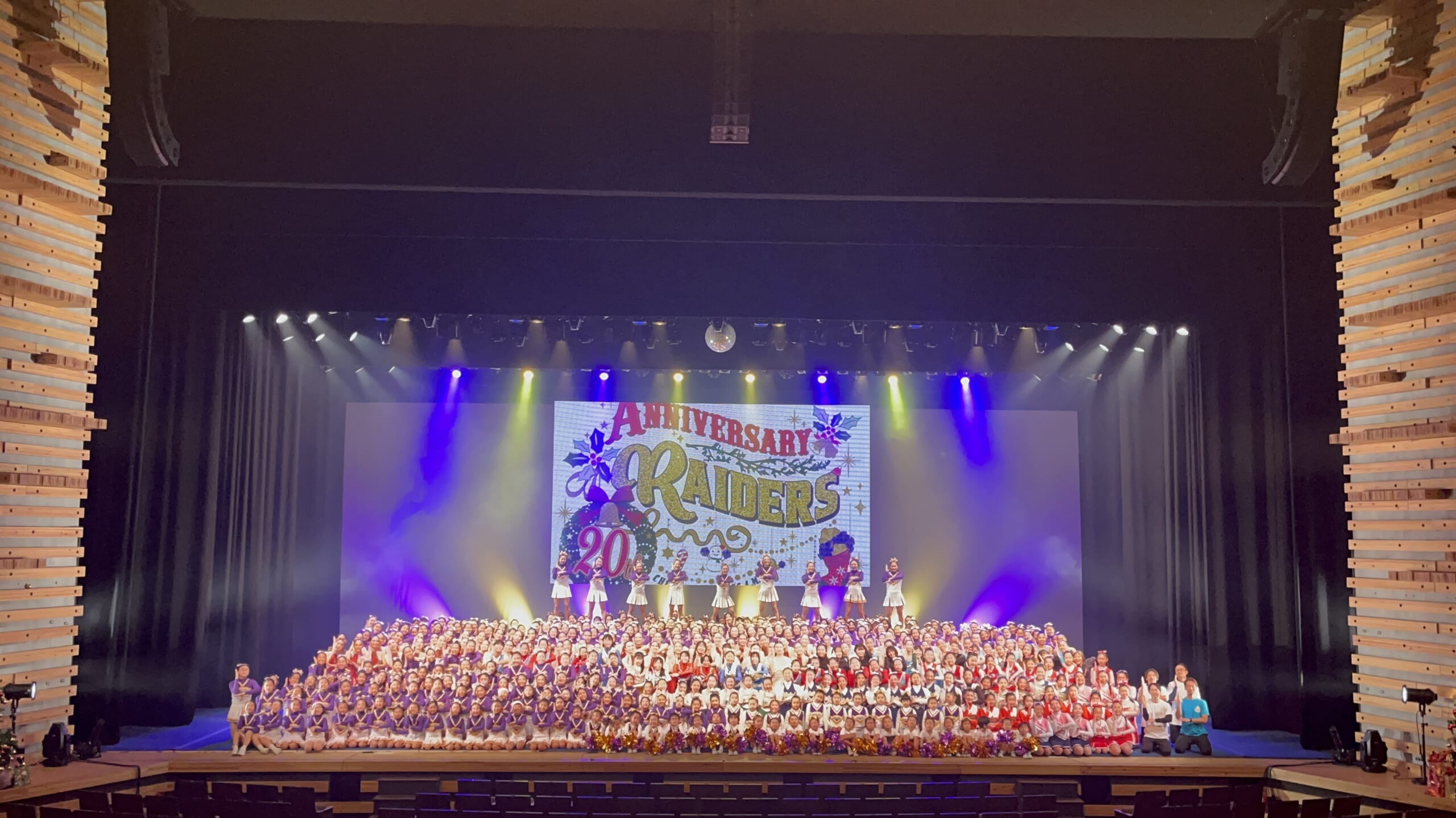 20周年記念公演🎄💜💛 | 梅花中学校・高等学校チアリーディング部 | 梅花中学校・高等学校・梅花女子大学 | Yellz（エールズ）