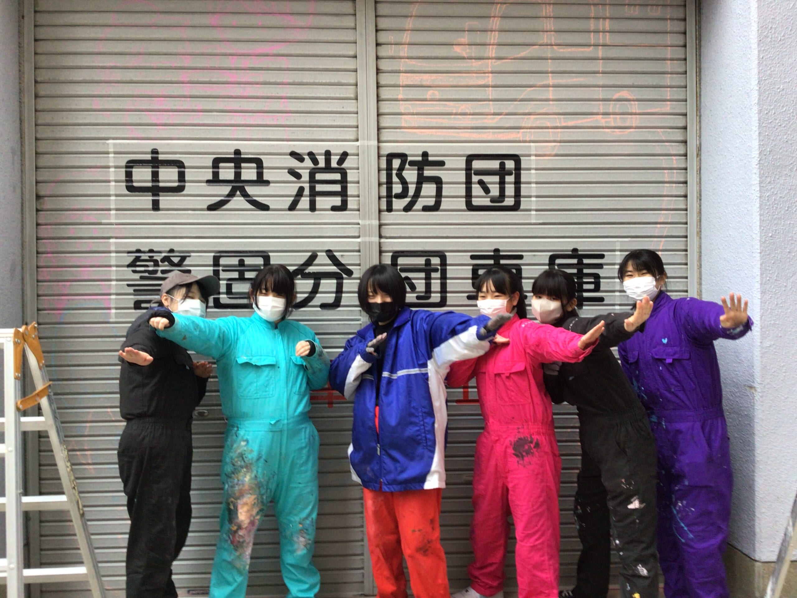 シャッターアート！ | 高校｜美術部 | 筑紫女学園中学校・高等学校 | Yellz（エールズ）