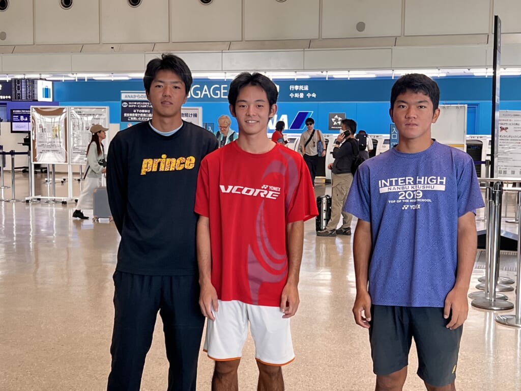 JOCジュニアオリンピックカップ九州地域予選へ出発 | 男女硬式テニス部 | 沖縄尚学高等学校 | Yellz（エールズ）