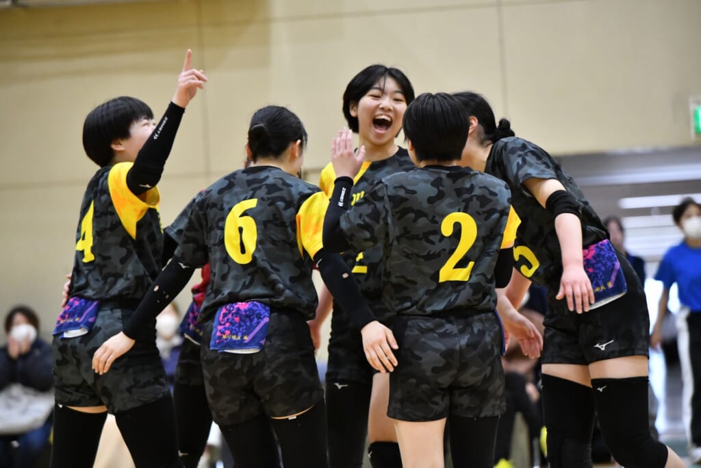 〜私たちが歴史を変える！可能性は3万倍！！〜 | 女子バレーボール部 | 旭川明成高等学校 | クラウドファンディング | 寄付 | Yellz
