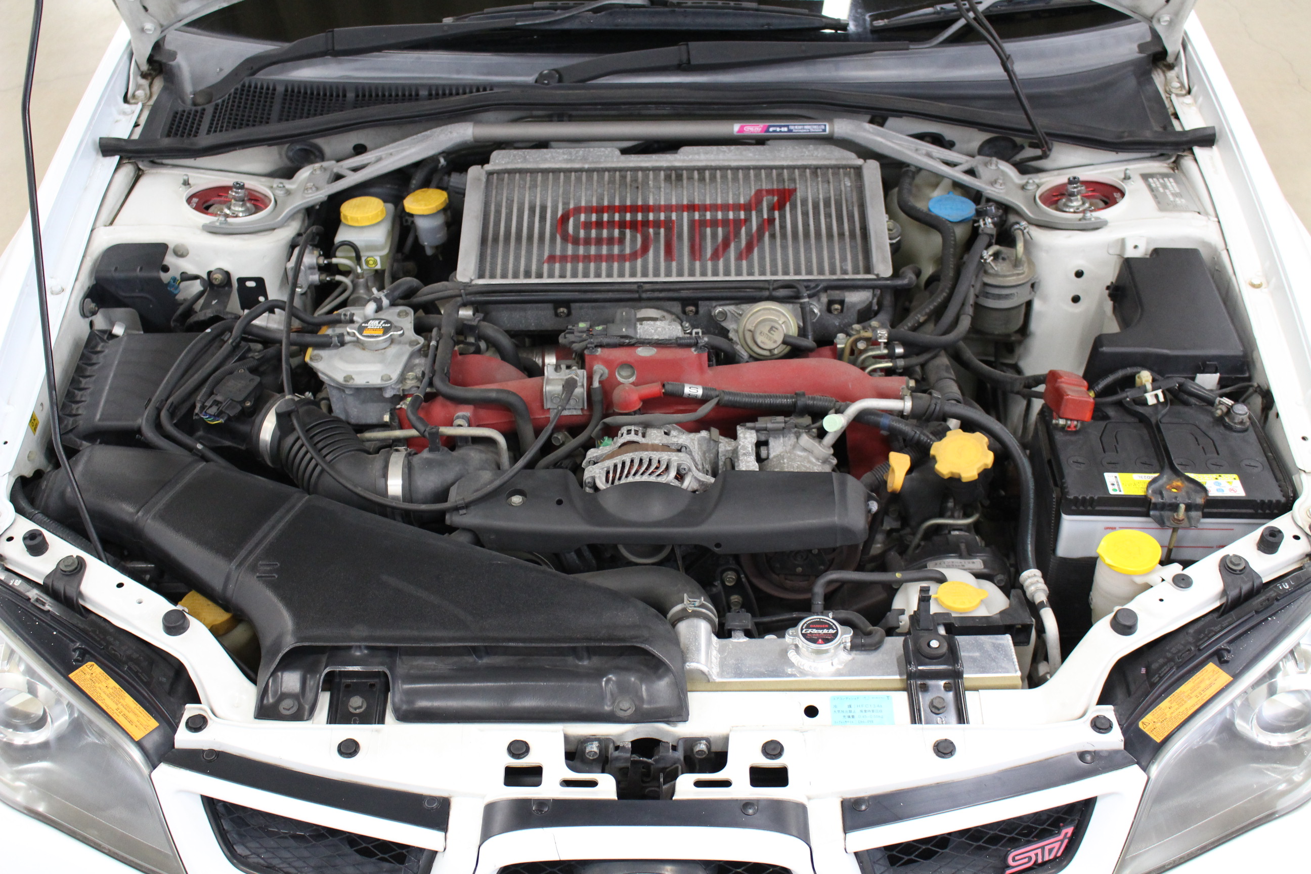 GDB F型白 | GT-Garage