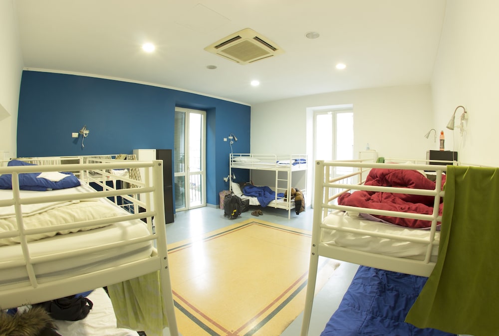 La Controra Hostel Naples【 2026年最新の料金比較・口コミ・宿泊予約 】 - トラベルブック(TravelBook)