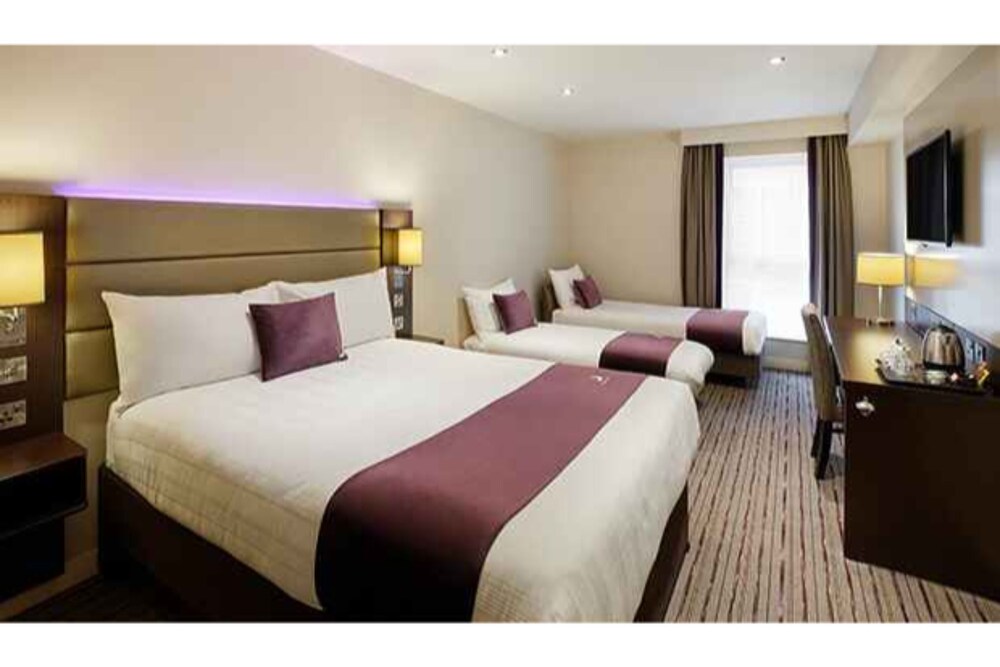 PREMIER TRAVEL INN TOWERBRIDGE【 2025年最新の料金比較・口コミ・宿泊予約 】 - トラベルブック ...