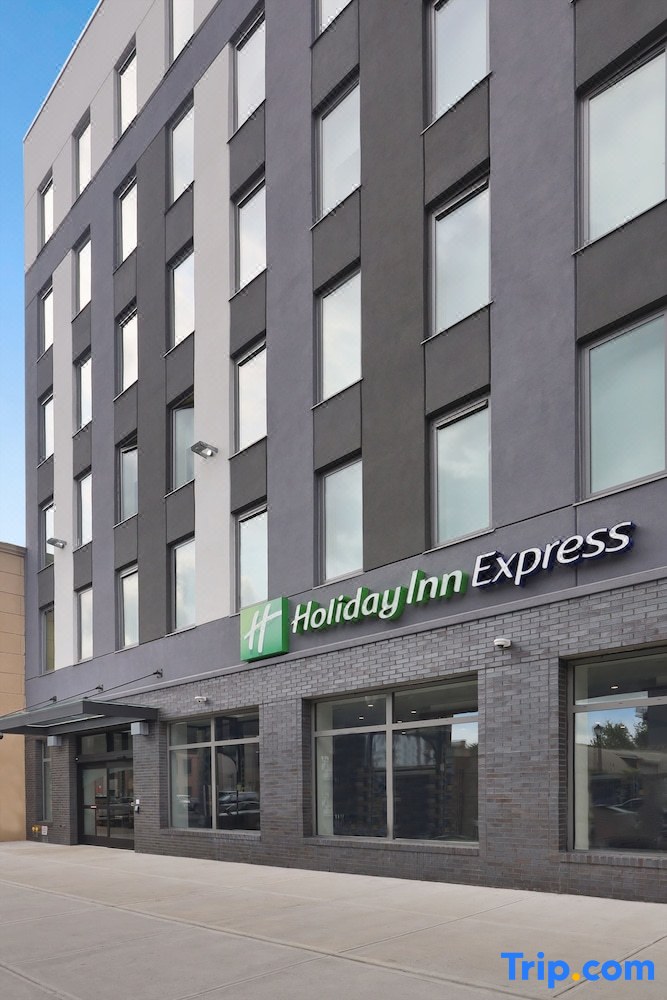 Holiday Inn Express Brooklyn - Bushwick【 2025年最新の料金比較・口コミ・宿泊予約 】 - トラベル ...