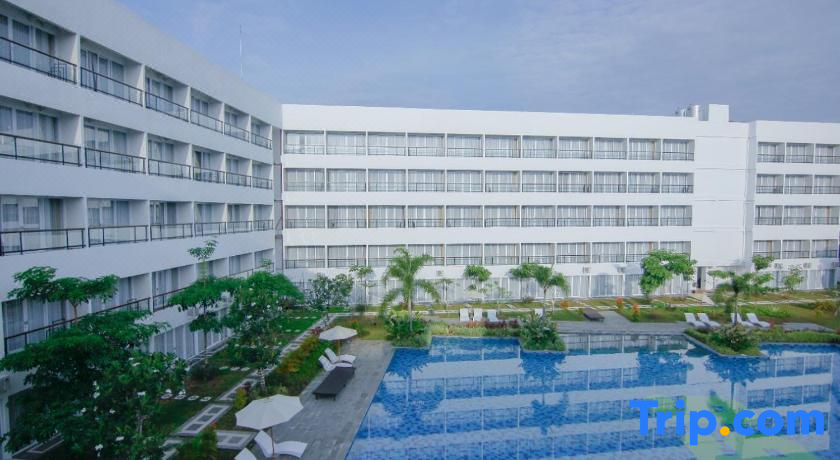 Raja Hotel Kuta Mandalika【 2024年最新の料金比較・口コミ・宿泊予約 】 - トラベルブック(TravelBook)