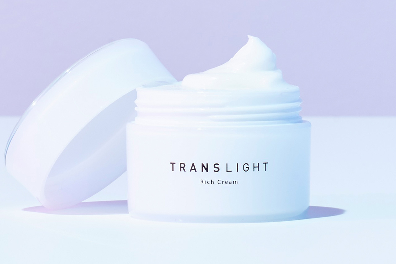 現代肌を救う新型スキンケア「TRANSLIGHT（トランスライト）」発売 | 株式会社I－ne（アイエヌイー）