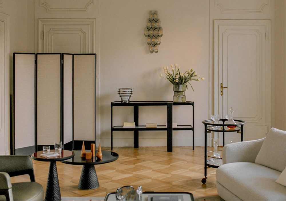 Duo Console ドゥオ・コンソール | Products | [Poltrona Frau / ポルトローナ・フラウ]