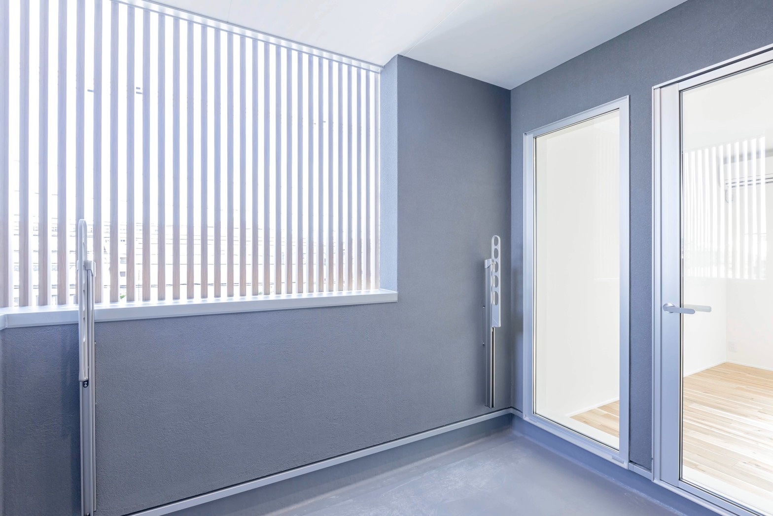 住宅密集地でも自分らしく暮らせるデザイン住宅 | ARRCH アーチの新築施工例【イエタテ】