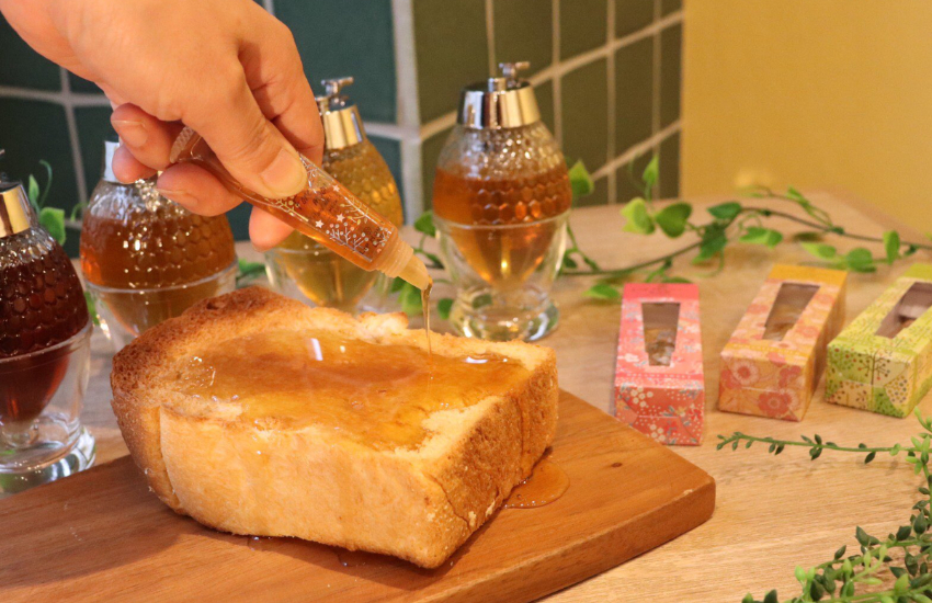 京都蜂蜜專賣店miel mie 三条本店夏季限定沁涼冰品來了，優質蜂蜜搭配清爽水果，共譜消暑新滋味。 | beanfun!