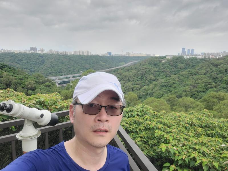 303927_Ethan Chiu