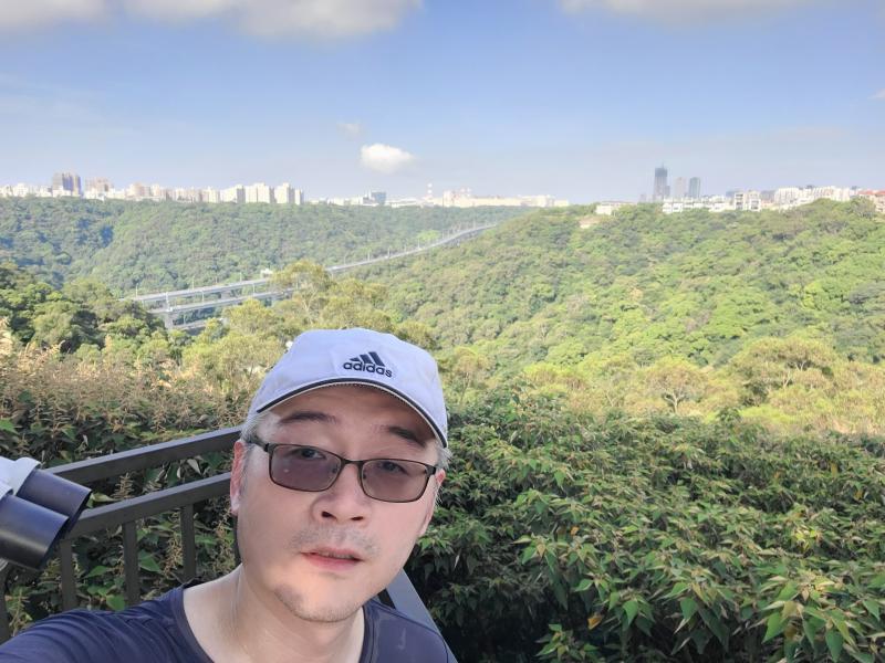 303927_Ethan Chiu