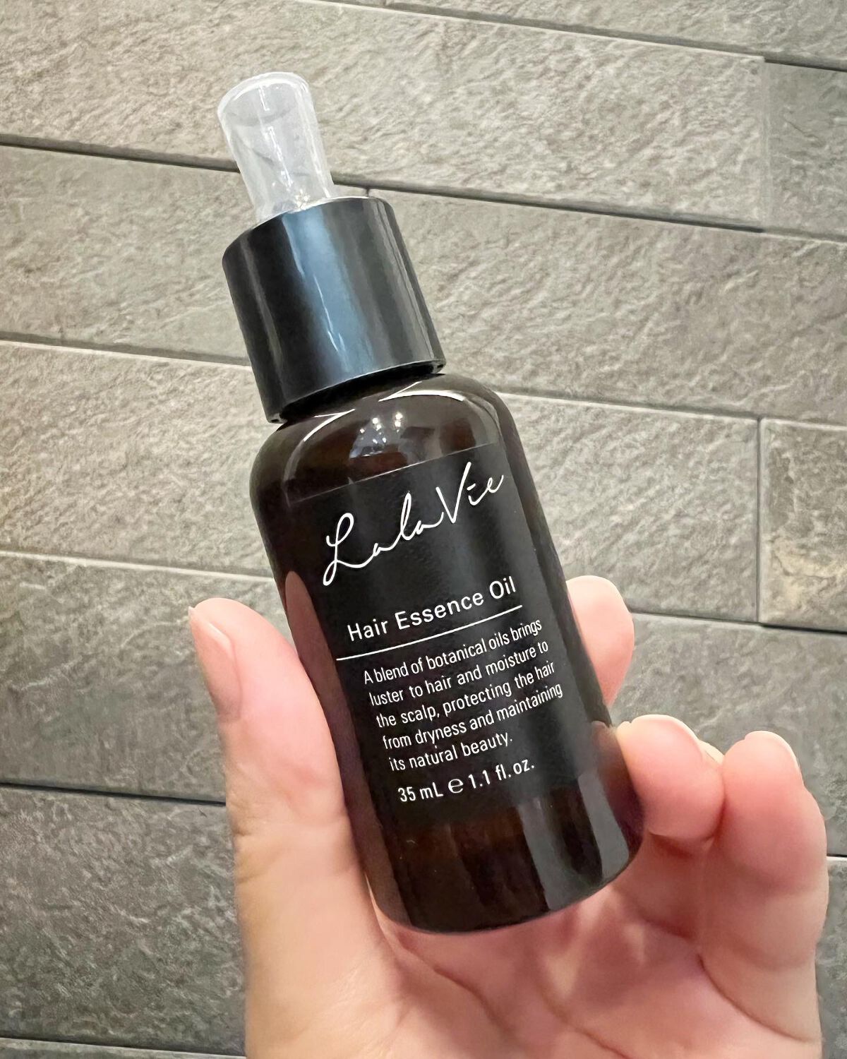 ヘアエッセンスオイル｜Lala Vieの口コミ「LalaVie（ララヴィ）ヘアエッセンスオ..」 by ari(混合肌) | LIPS