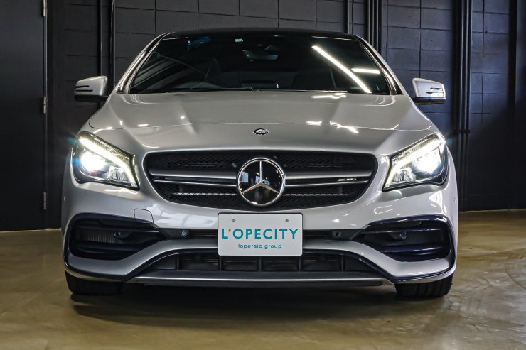 メルセデスベンツ CLAクラス CLA45 4MATIC Shooting brake 後期型 パノラマスライディングルーフ 社外19インチ ...