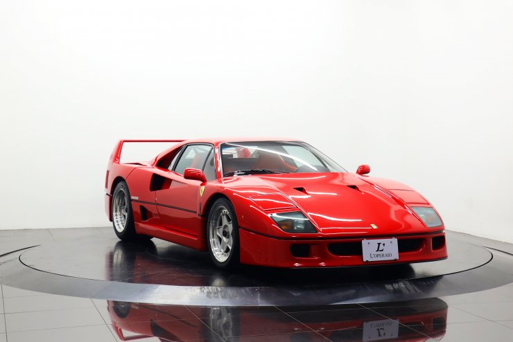 フェラーリ F40 【SPECIAL STOCK】1990年モデル 後期キャタライザー付モデル 国内実質2オーナー ワランティカード ...