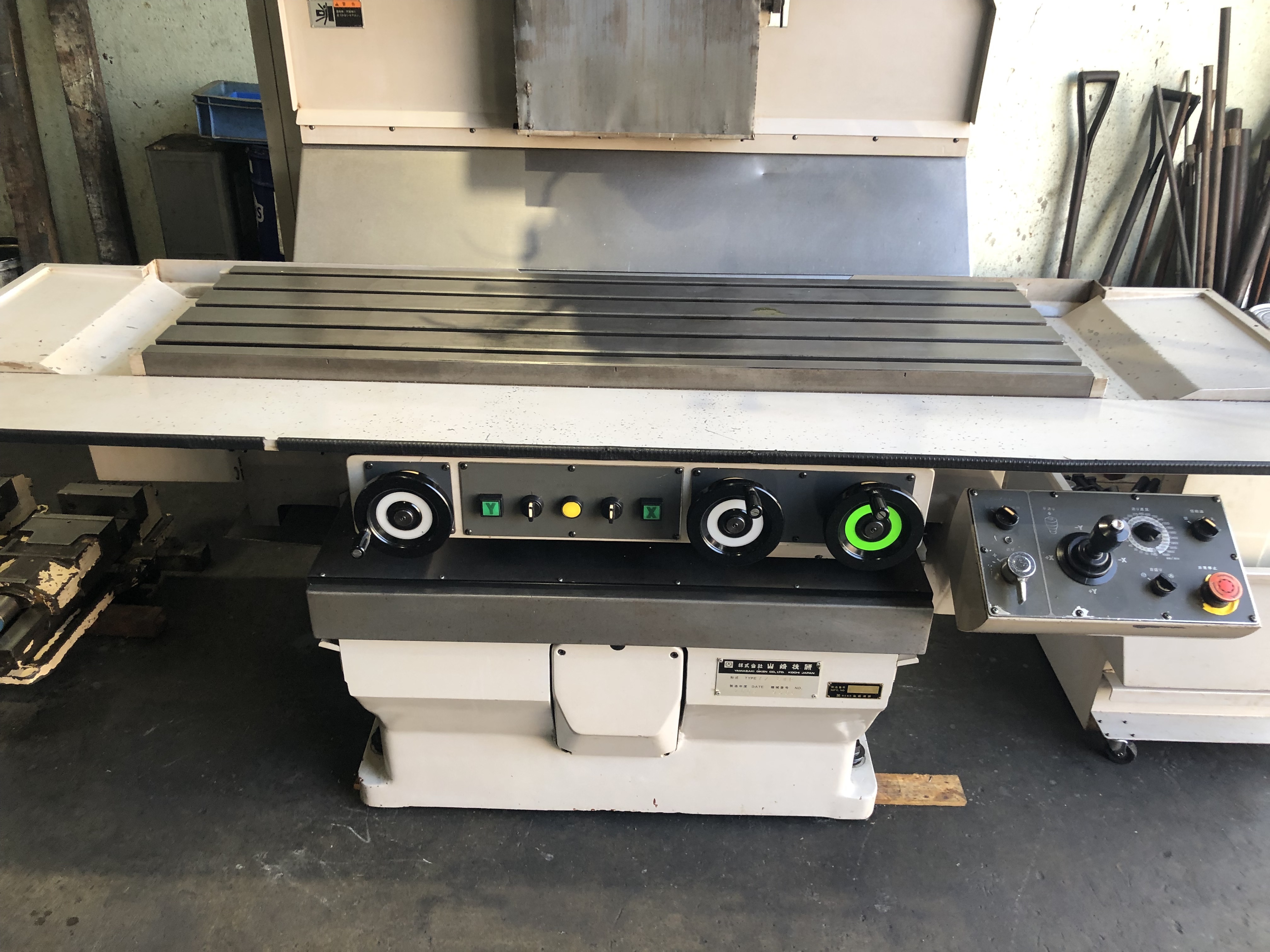 山崎技研 簡易NC立型フライス YZ-8WR | マシンライフ