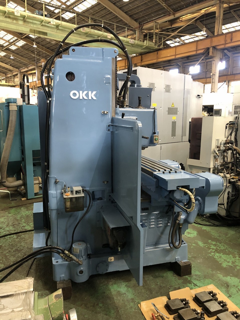 OKK NCフライス盤 RRM-2V | マシンライフ