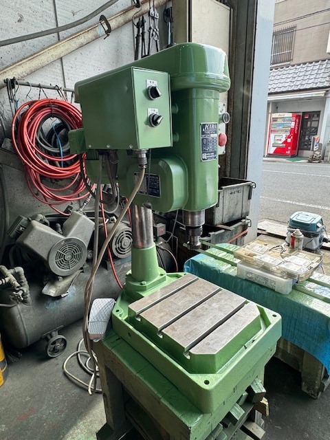 キラ タッピング盤 KTV-2 | マシンライフ