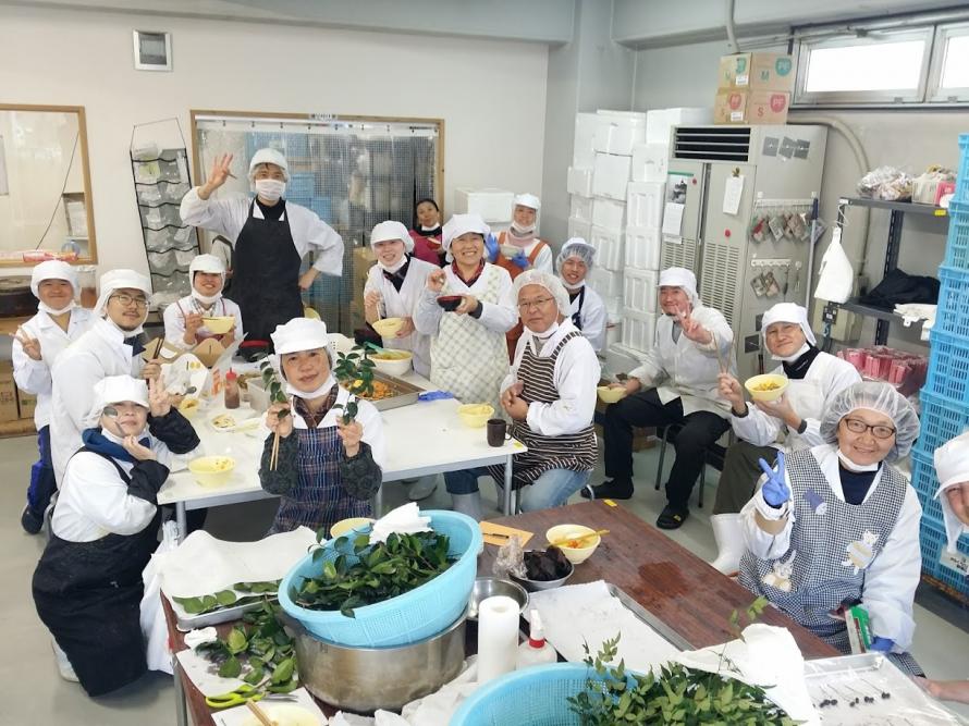 アズワンお話し会 【子育ても仕事も家計も!? 200人で一つの大きな家族】 | Peatix