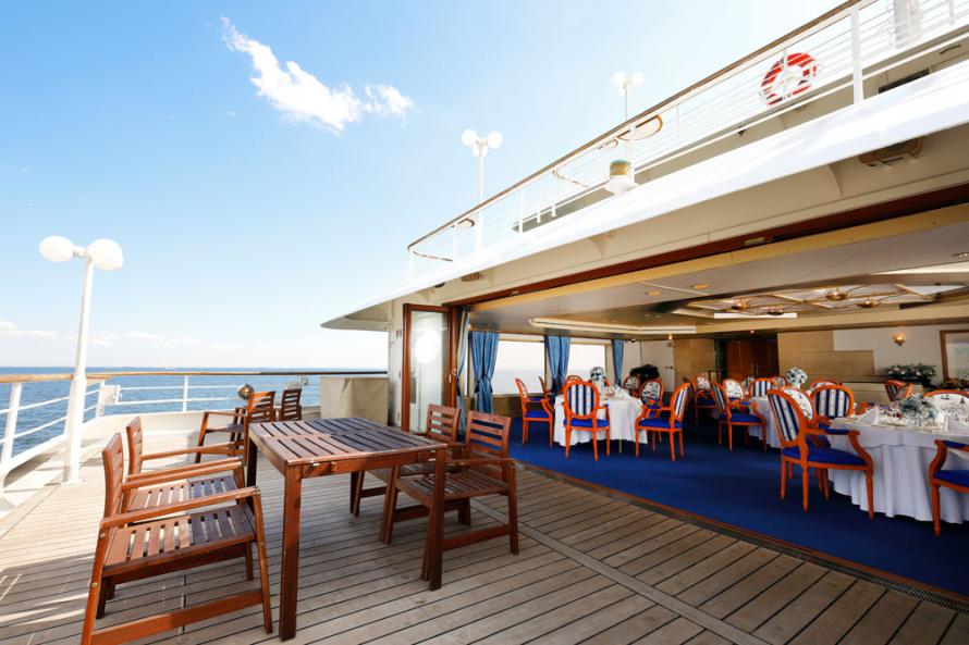 東京湾シンフォニークルージングで楽しむ🚢はじめての「キプロス美食紀行」キプロス共和国の銘品ハルミチーズとワインとともに/Enjoy the Kick-off of the 'Cyprus ...