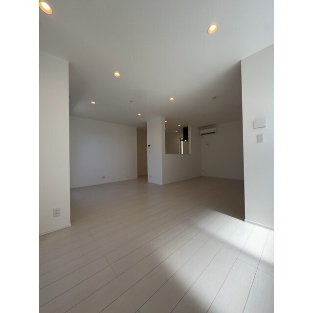 Kolet日進#300階/埼玉県さいたま市北区/日進/3SLDK | 東京、神奈川、千葉、埼玉のリノベーション・デザイナーズ賃貸ならグッドルーム[goodroom]