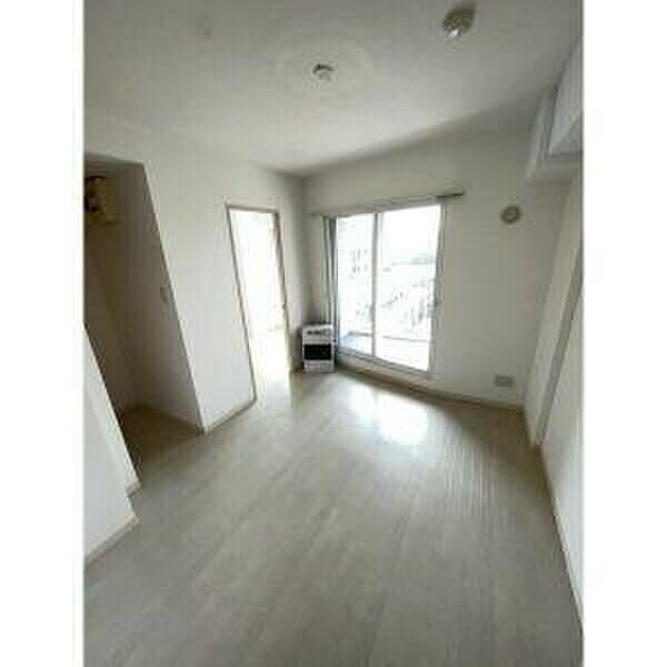 ラポム美園402号室/北海道札幌市豊平区/美園/1DK | 札幌のリノベーション・デザイナーズ賃貸ならグッドルーム[goodroom]