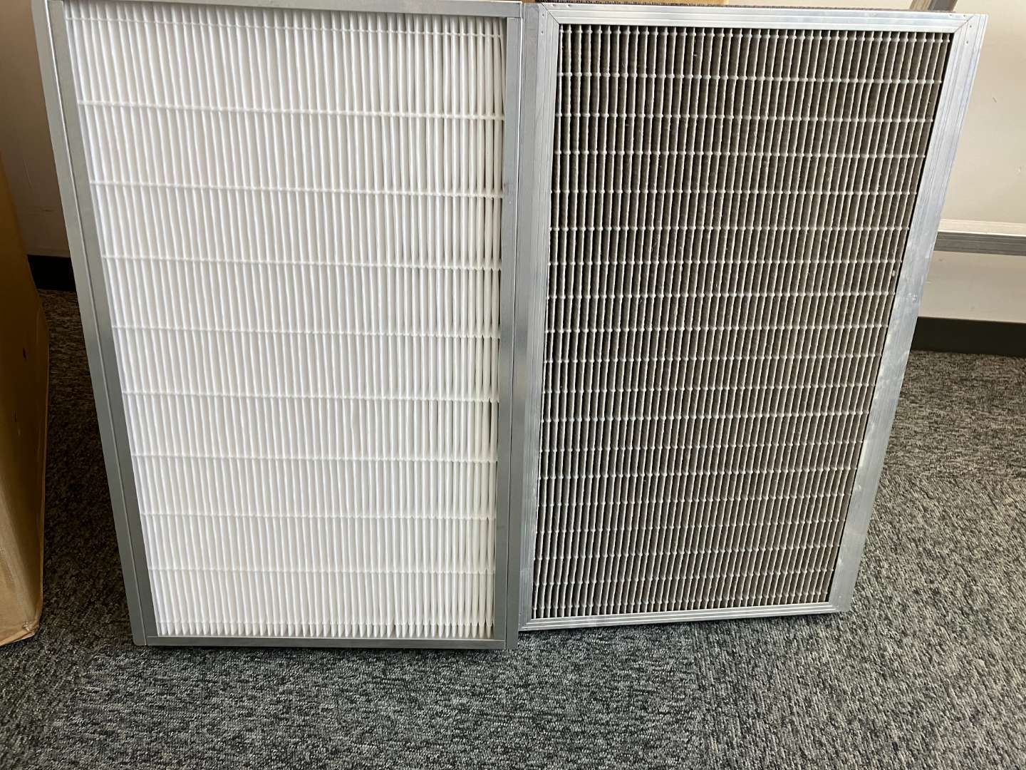 中性能フィルター交換 | オフィスの施工事例 | 関東・関西中心に空調メンテナンス・フィルター販売【英和商工株式会社】