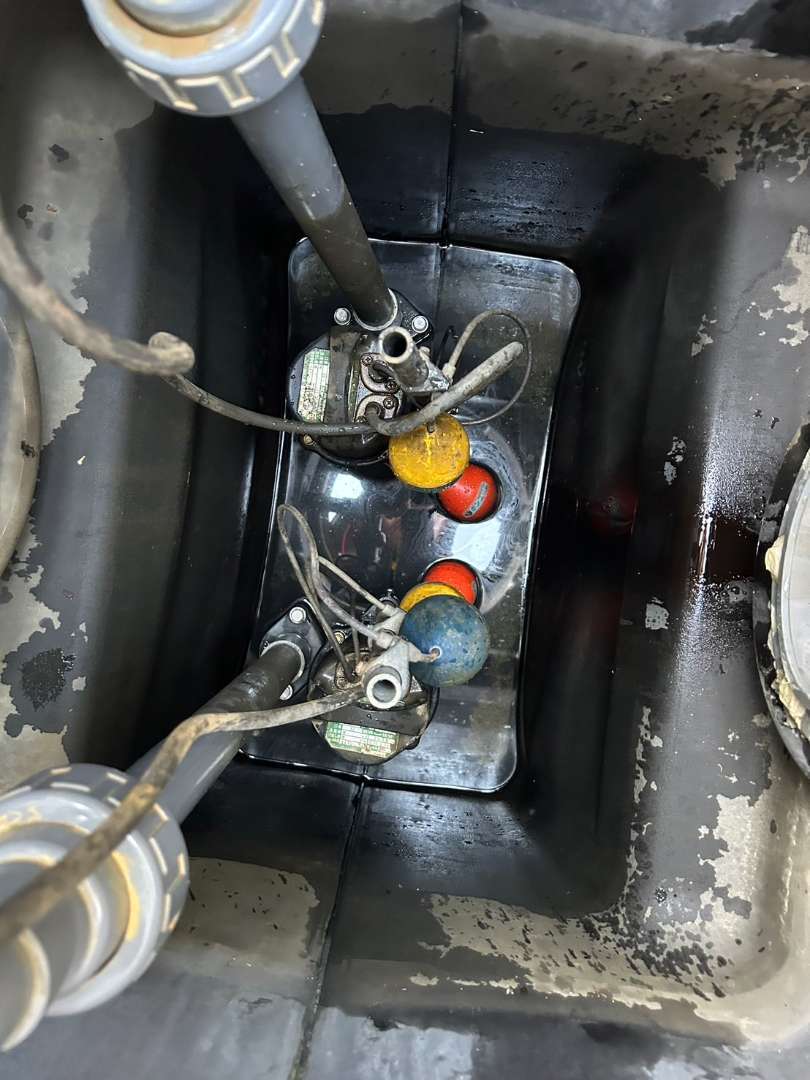 磐田市内 浄化槽排水ポンプ取替 | 公共施設の施工事例 | 静岡県磐田市の水道・配管工事と言えば株式会社乗松配管