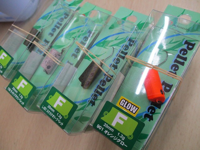 24タトゥーラTW100、ペレットペレットF、2.5 Gテールサタン、6.5，9 レインズスワンプスキニー – BiG Berry 成田409号店（BiG Berry ...