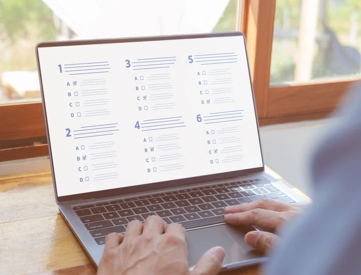 【2025年度最新版】Webテスト25種類の見分け方！企業や業界別URLを解説｜ベンチャー就活ナビ