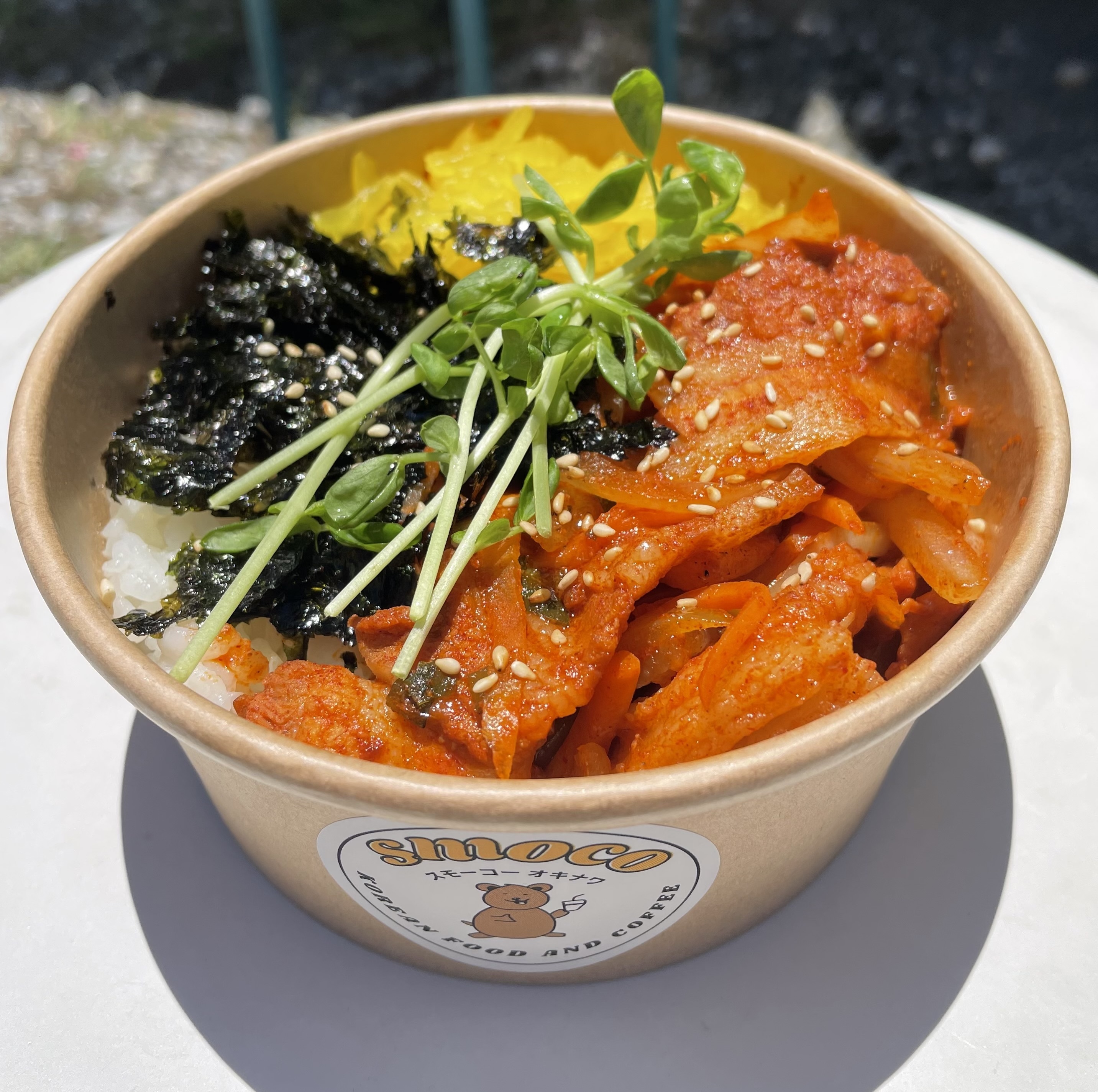 食事を提供するsmoco okinawaの詳細情報 | モビマル