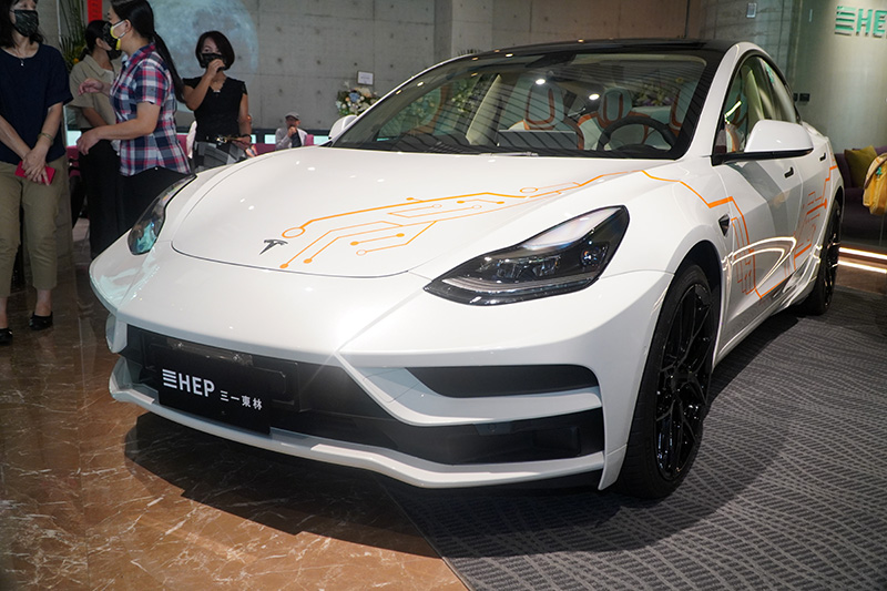 三一東林與Startech聯手改裝之Tesla Model 3首亮相！ - CARTURE 車勢文化