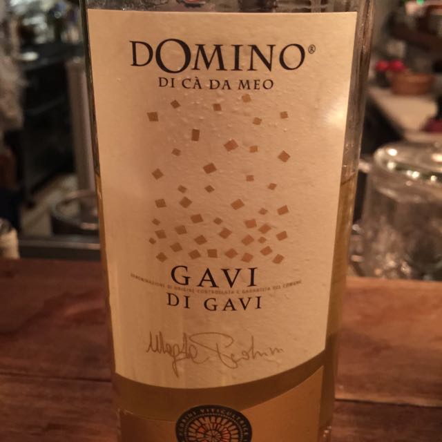 Magda Pedrini Domino Gavi di Gavi | Vinica 無料のワインアプリ
