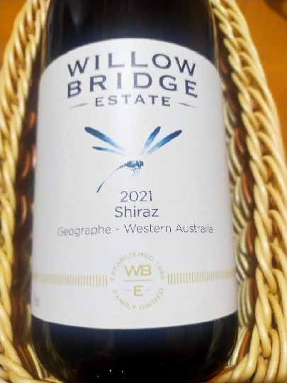 Willow Bridge Estate Dragonfly | Vinica 無料のワインアプリ