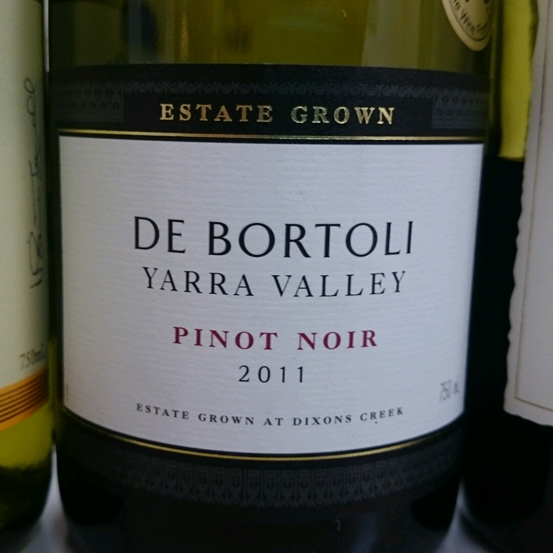 De Bortoli Estate Grown Pinot Noir(デ・ボルトリ | Vinica 無料のワインアプリ