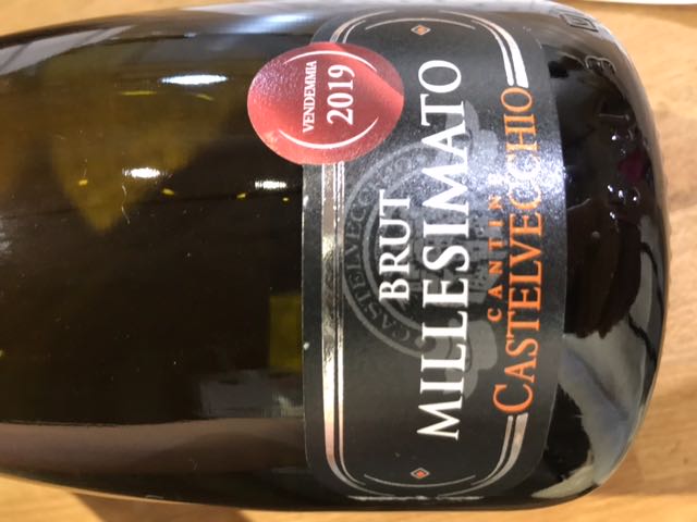 Castelvecchio Brut Millesimato(カステルヴェッキオ ブリュット | Vinica 無料のワインアプリ