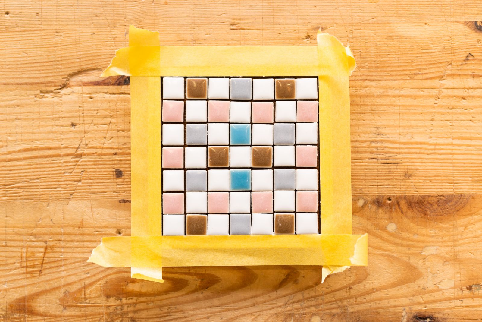 vol.02 モザイクタイルのコースターを作ろう／WOMO DIY LABO 初級編 - コラム 【WOMO】