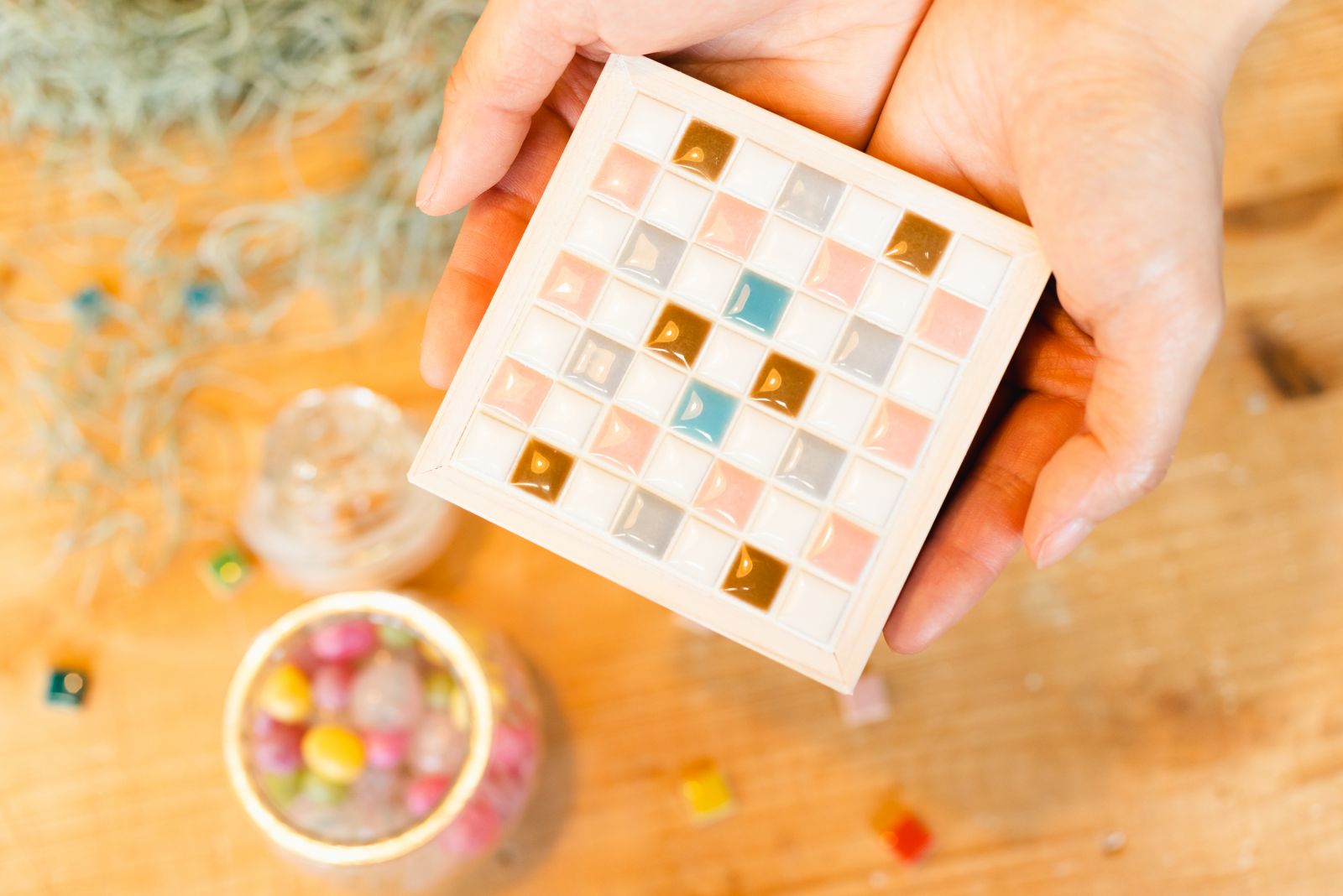 vol.02 モザイクタイルのコースターを作ろう／WOMO DIY LABO 初級編 - コラム 【WOMO】