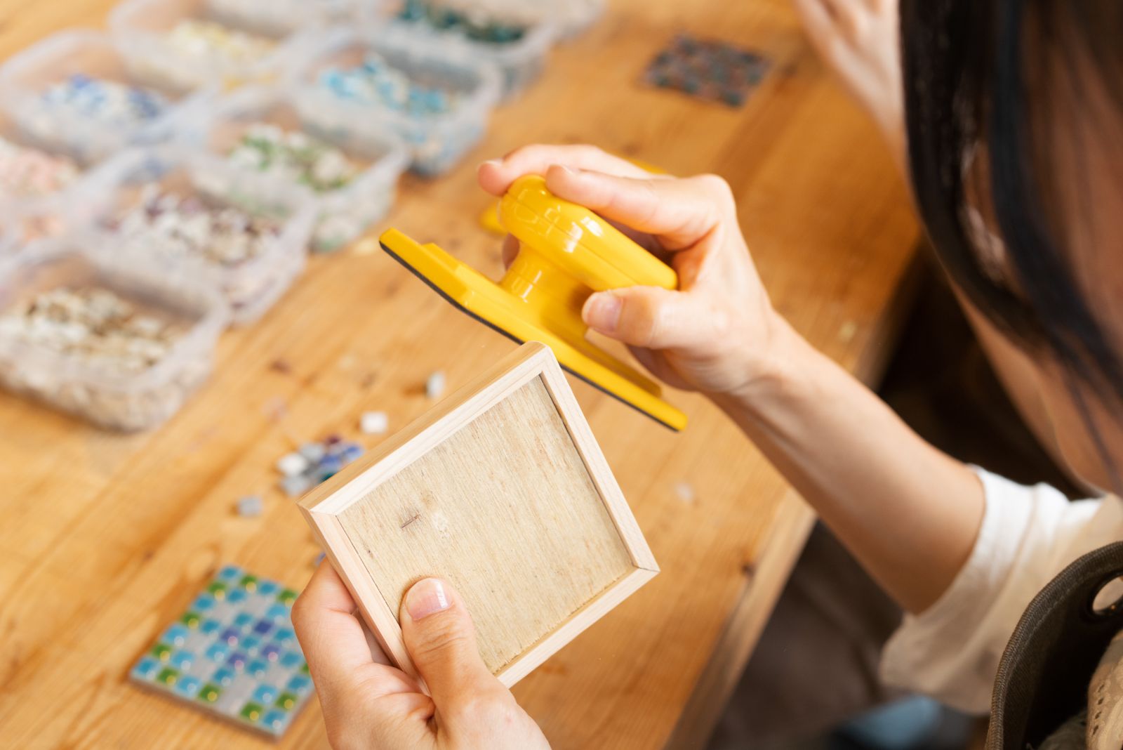 vol.02 モザイクタイルのコースターを作ろう／WOMO DIY LABO 初級編 - コラム 【WOMO】