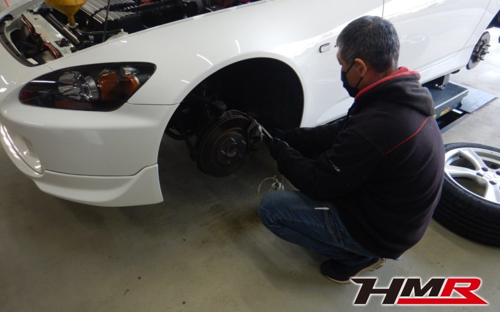 Moduloフロントリップ ダックテール装備のS2000(AP2)の納車前点検整備を行いました|HMR