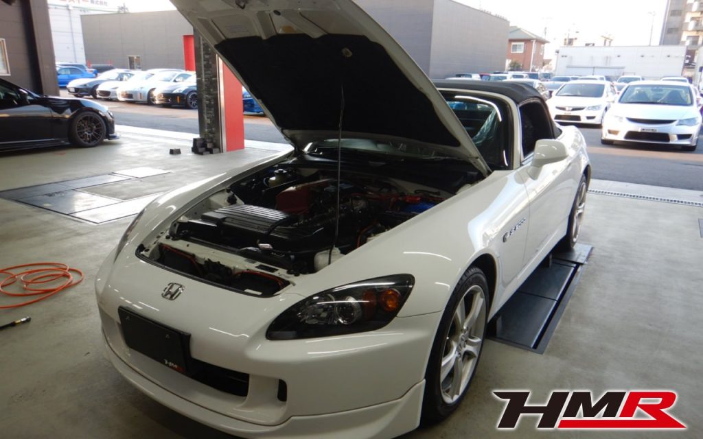 Moduloフロントリップ ダックテール装備のS2000(AP2)の納車前点検整備を行いました|HMR