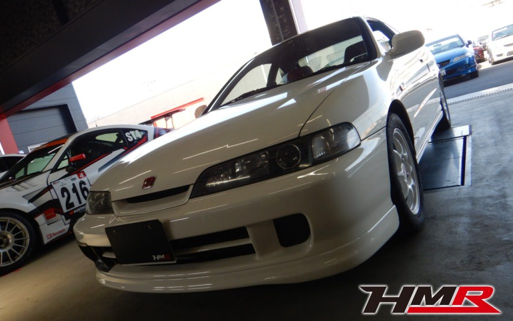 社外エキマニ TEIN車高調 赤レカロシート装備のインテグラタイプR(DC2)の納車前点検整備|HMR