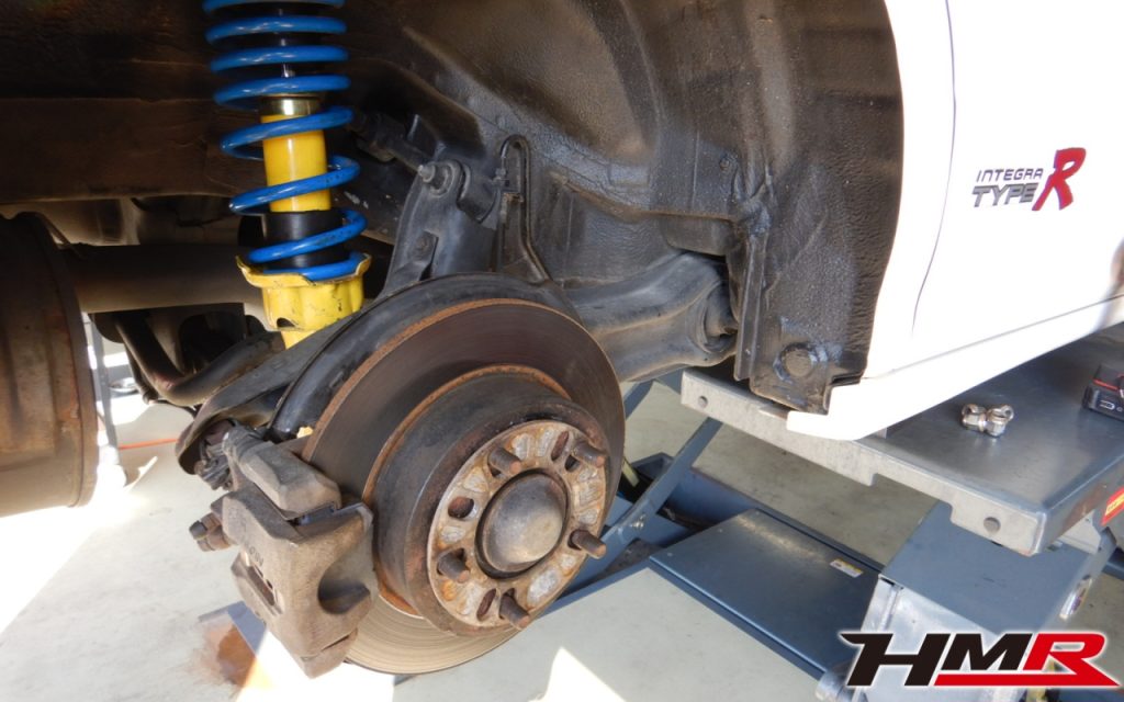 インテグラタイプR 4ドア(DB8)のトレーリングアームブッシュ交換作業を承りました|HMR