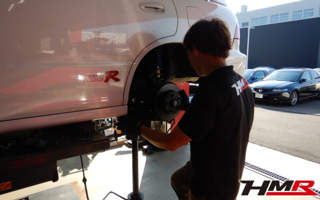 インテグラタイプR 4ドア(DB8)のトレーリングアームブッシュ交換作業を承りました|HMR