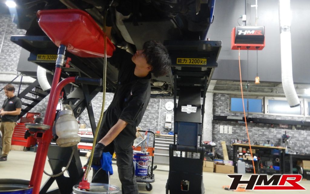 6MT ワーク17インチ HKSマフラー装備のスバル BRZ(ZC6)の納車前点検整備を行いました|HMR